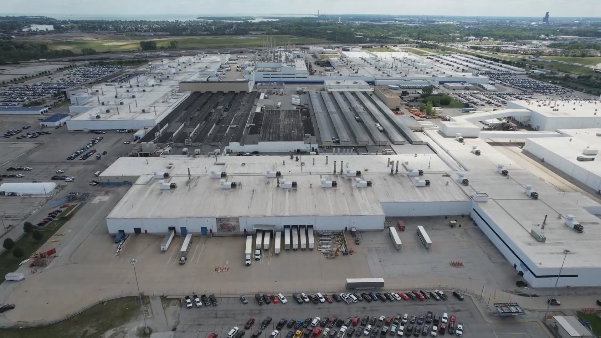 New midsize truck to be assembled in Toledo as part of nearly $400 ...