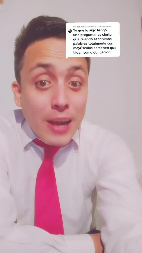 Responder a @crissatir77 | Las mayúsculas sostenidas también deben ac