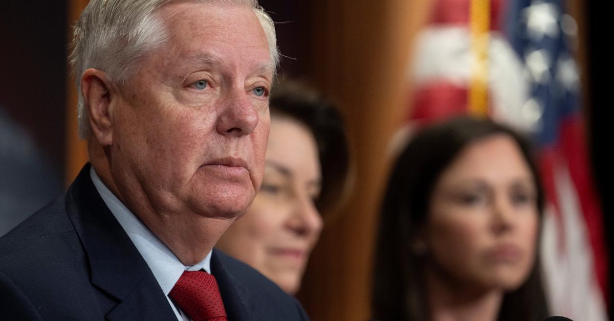 Graham suggests reopening Clinton impeachment records after latest ...