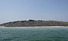 Sea Intrusion Threatens Sindh's Coastline as Fishermen Battle for ...