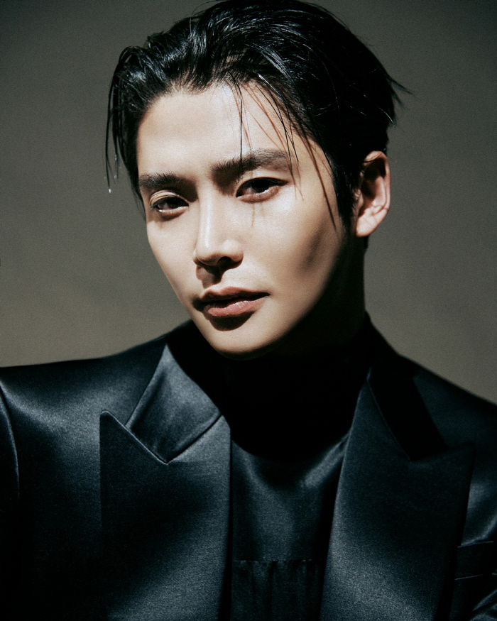 Turquoise Ro Woon's handsomeness doesn't last long..Fans are surprised ...