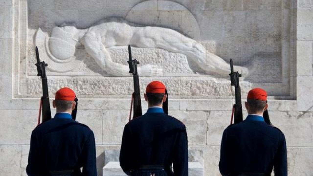 Κυβερνητικές πηγές: Μέσα σε λίγες ώρες, ο κ. Δούκας αναίρεσε τον εαυτό του