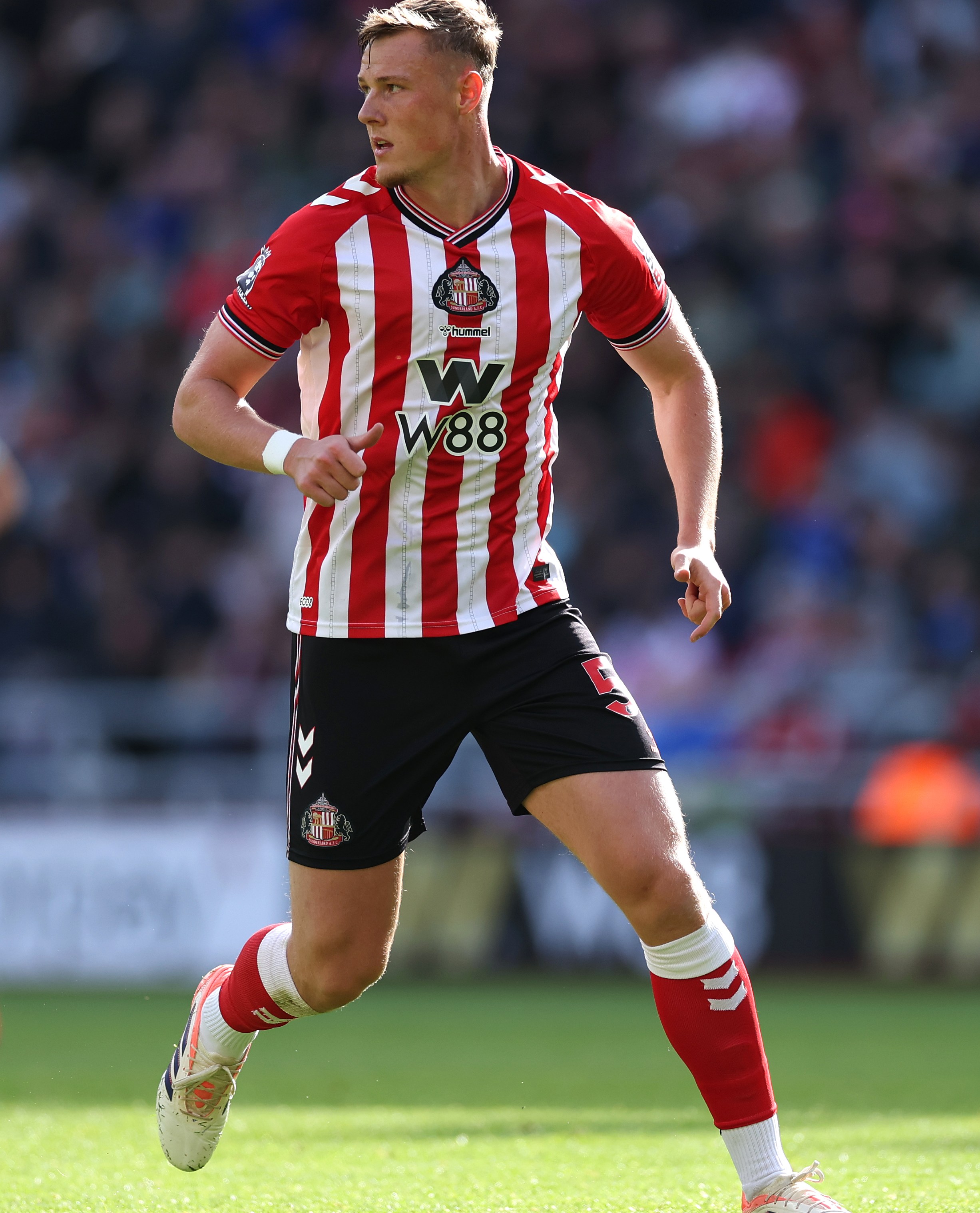 Big Dan Isn’t So Much A Ballard Singer As A Heavy Metal Hero!