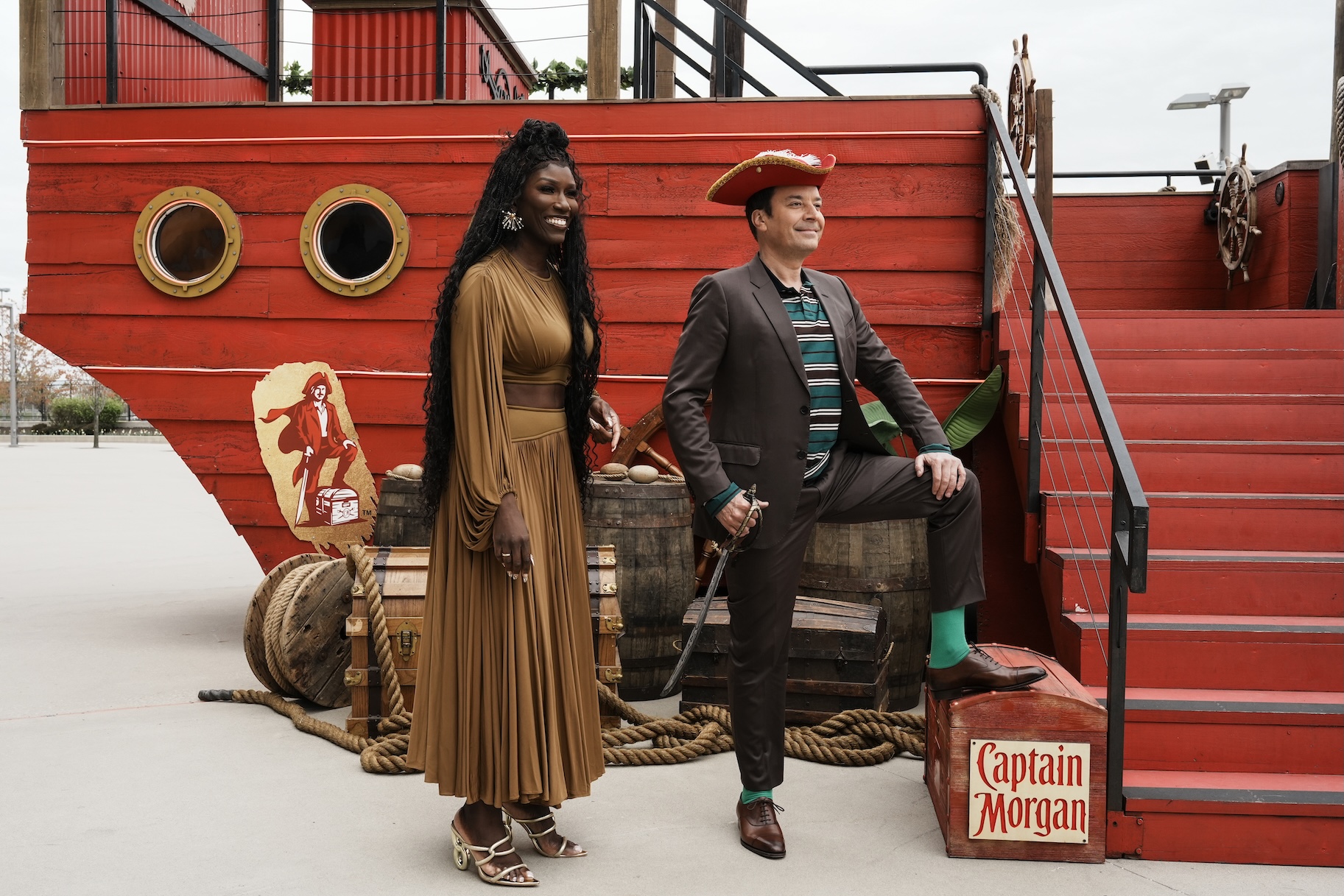 On Brand Contestants Made Super Bowl-Worthy Captain Morgan Ads in ...