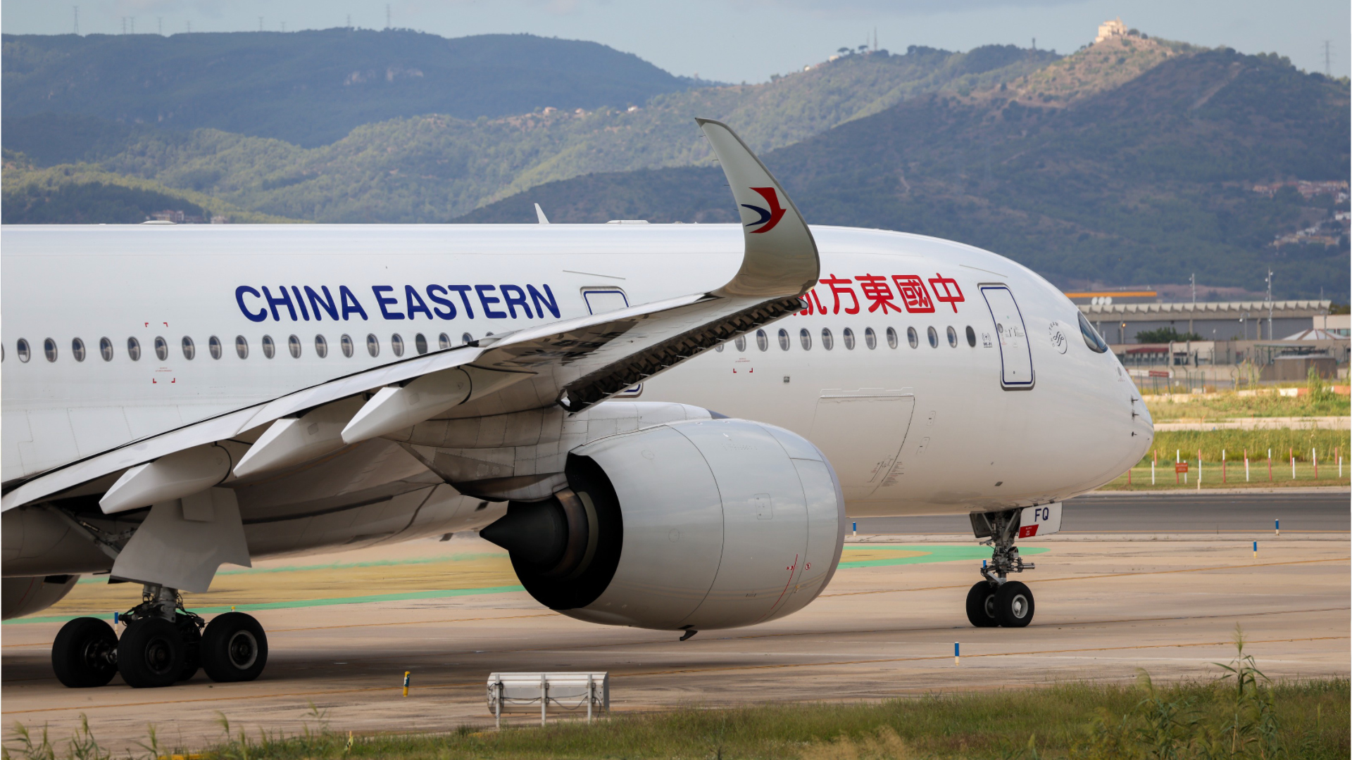 Chinese Airlines Push Back Against US Over Russia Flight Ban