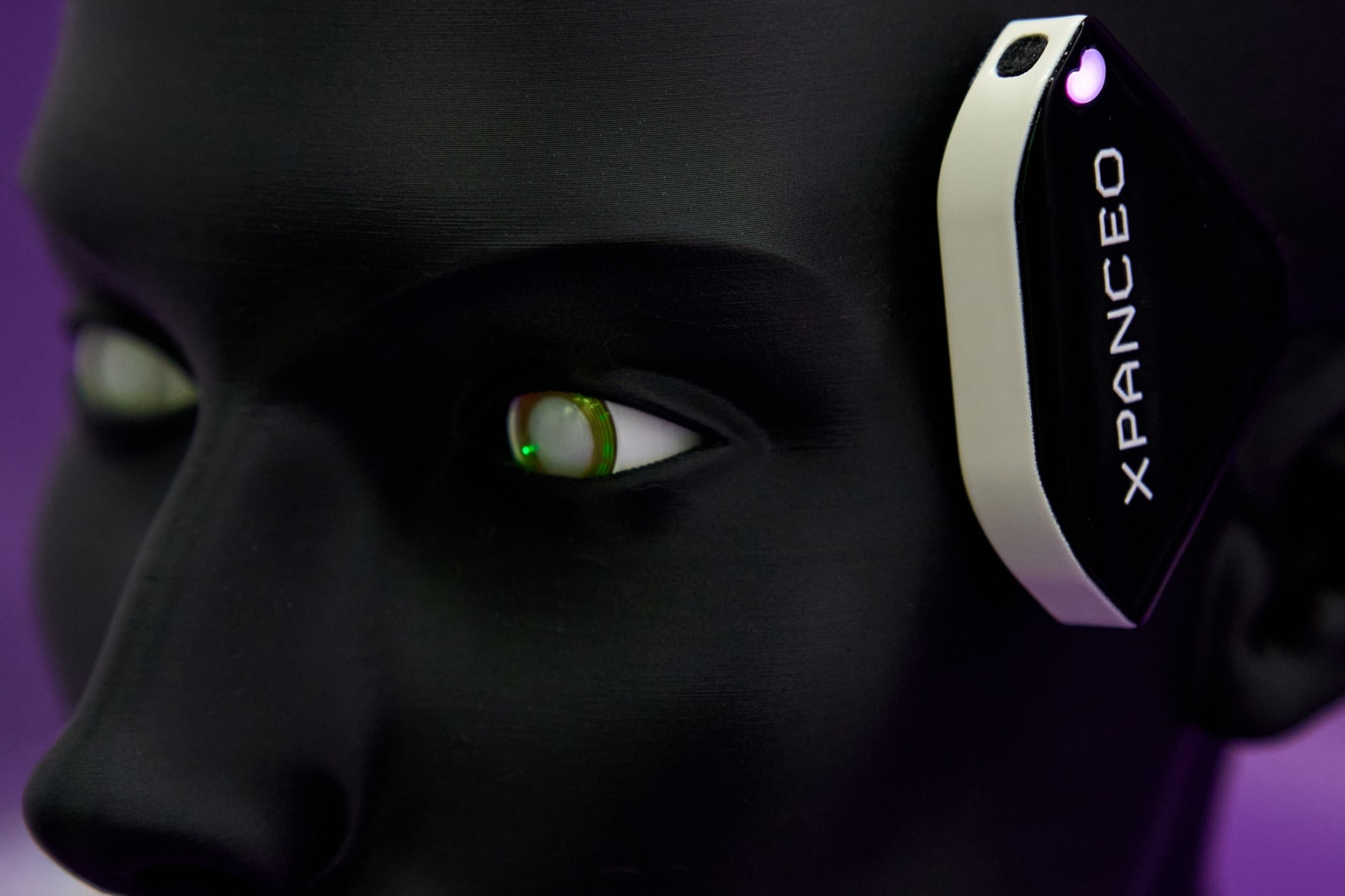 XPANCEO Presents Six Smart Contact Lens Prototypes at GITEX Global 2025