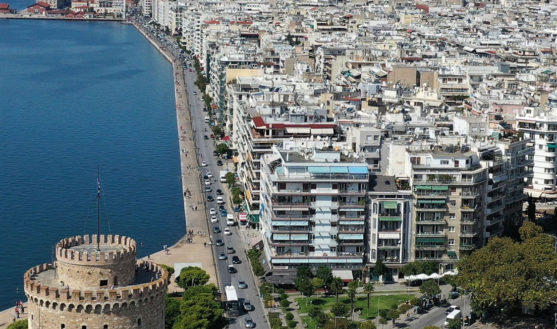 Στις 5.555 οι νέες άδειες διαμονής για «χρυσή βίζα» στο 8μηνο
