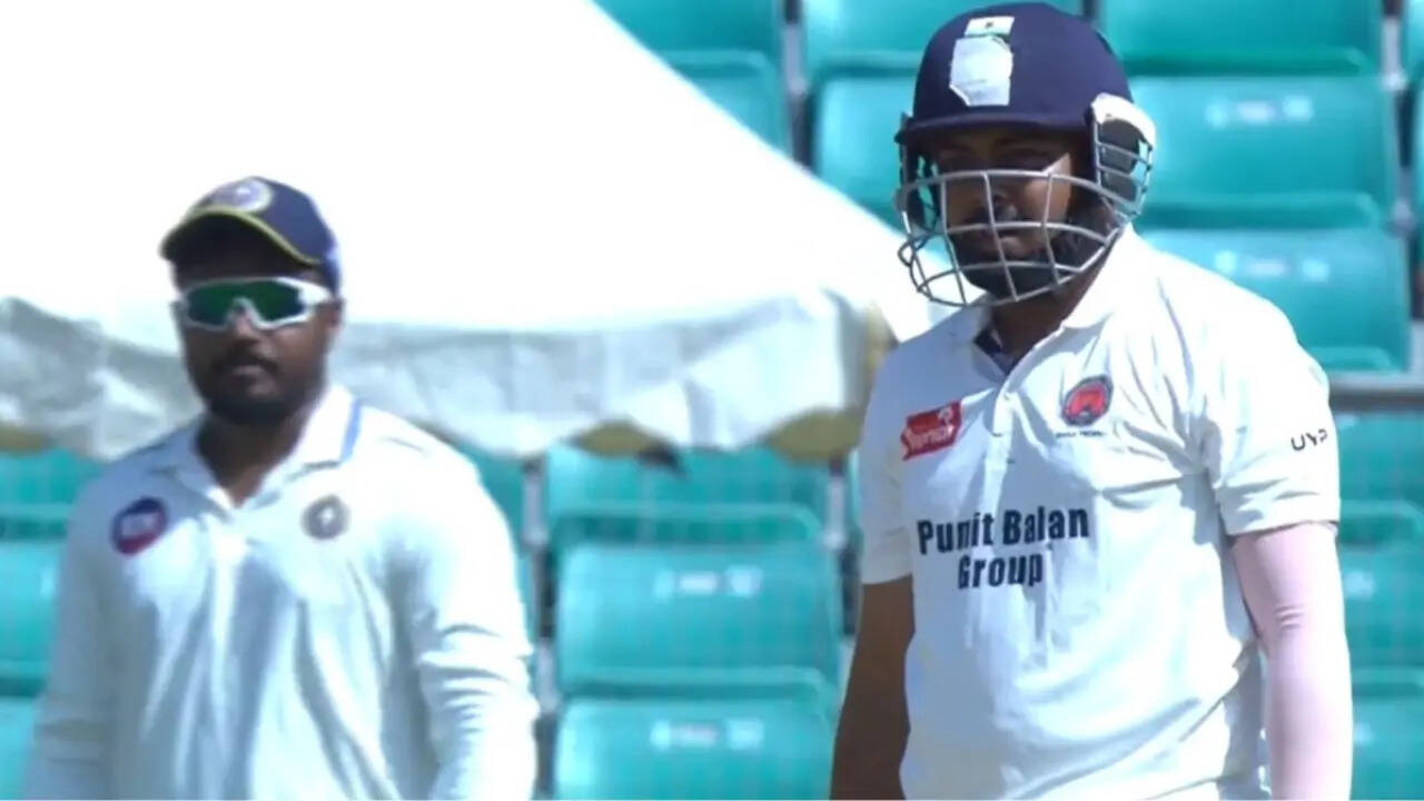 W, W, W, W, W! Kerala Run Riot As Prithvi Shaw’s Maharashtra Suffer 4 ...