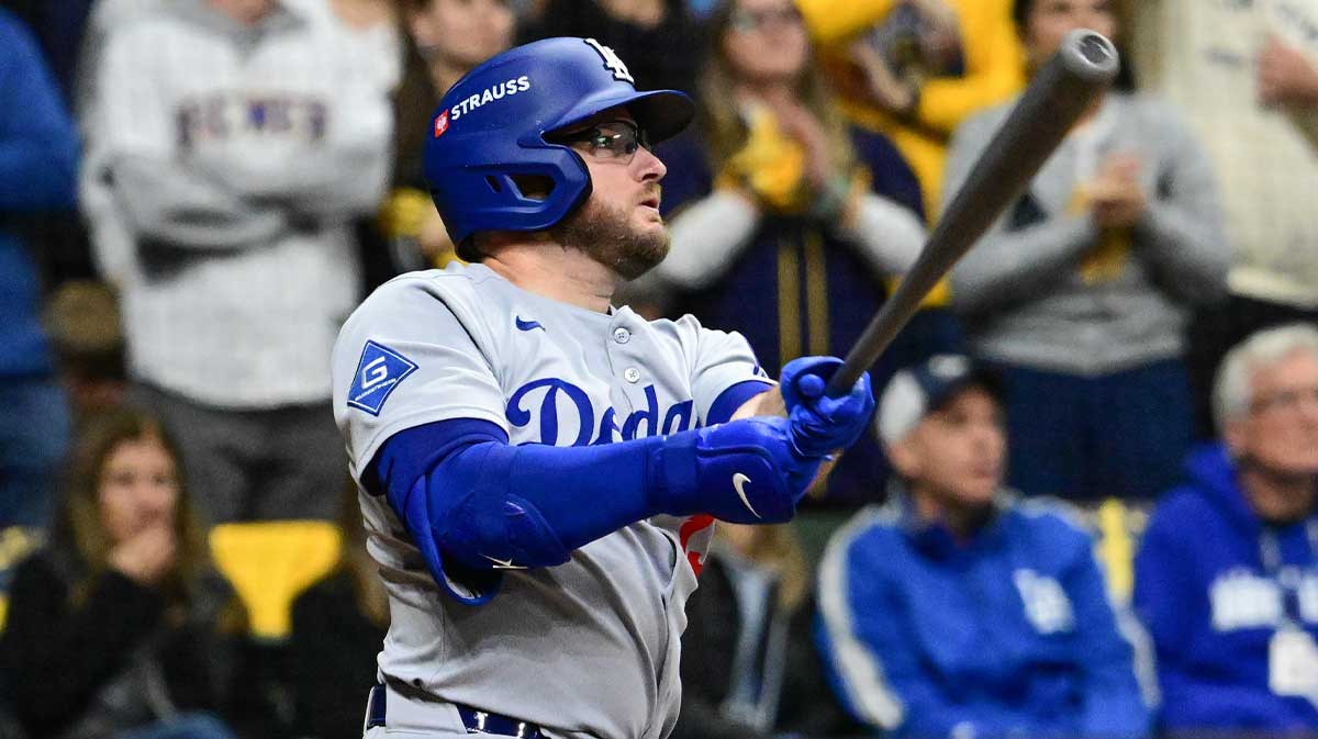 Max Muncy makes Dodgers history with 14th postseason home run