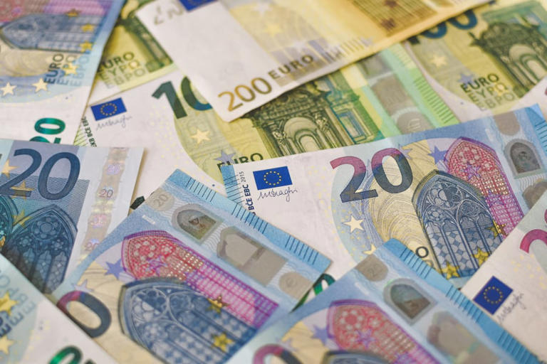 Επιστροφή ενοικίου και επίδομα 250 ευρώ: Με διαφορά λίγων ημερών η ...