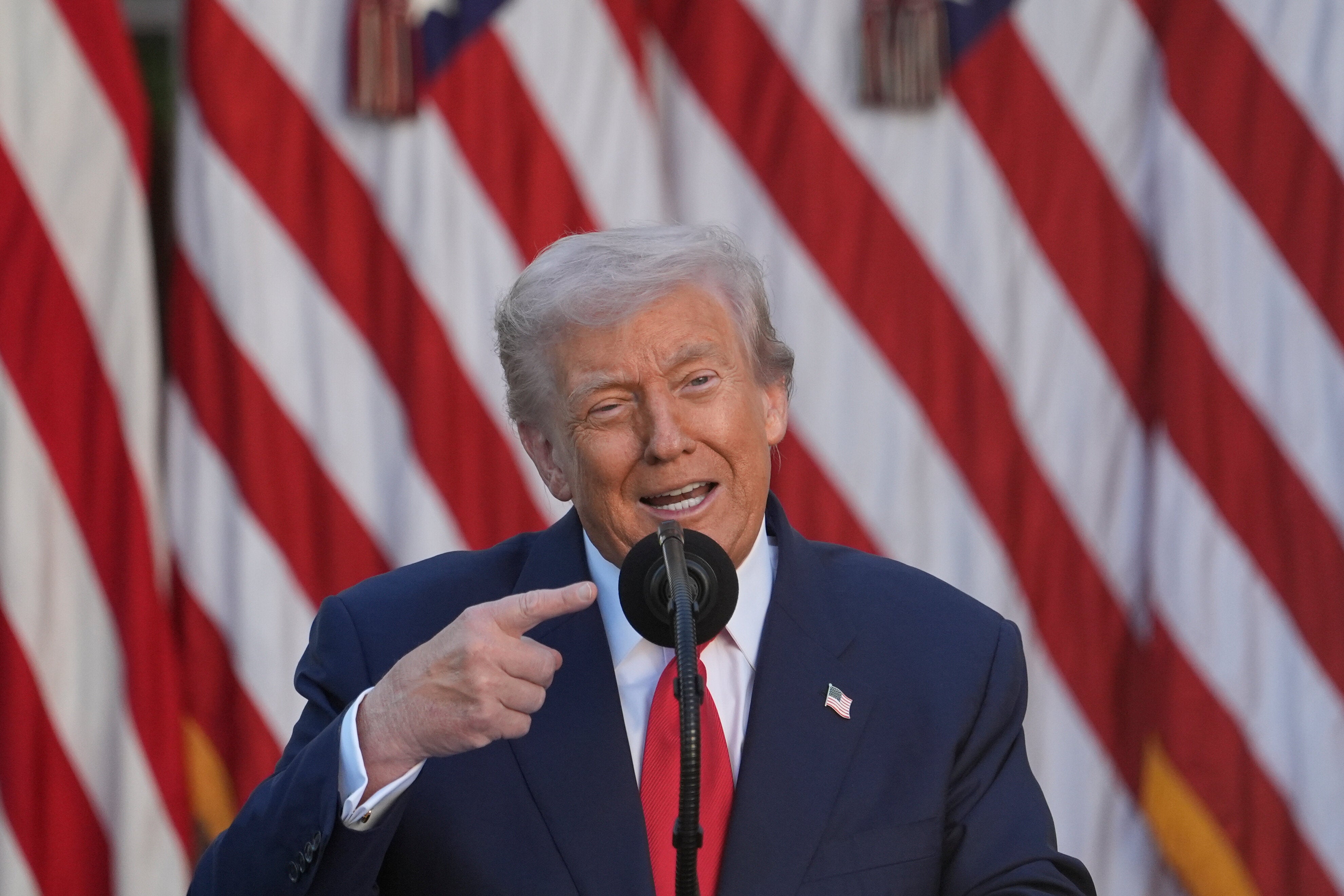 Donald Trump Stuns With 'Insensitive' Boast At Charlie Kirk Medal Ceremony