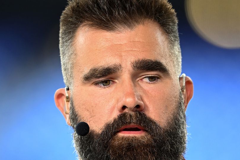 NFL icon Jason Kelce makes statement with warning to fans