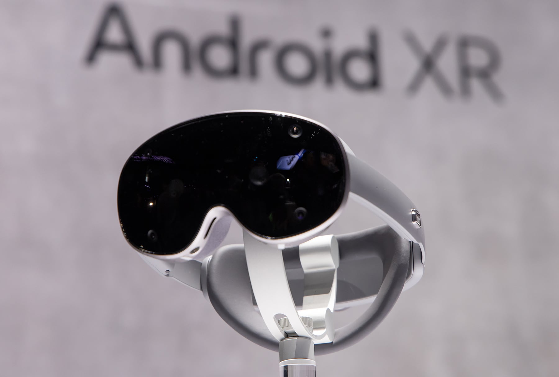 Samsung Launches Galaxy XR Headset