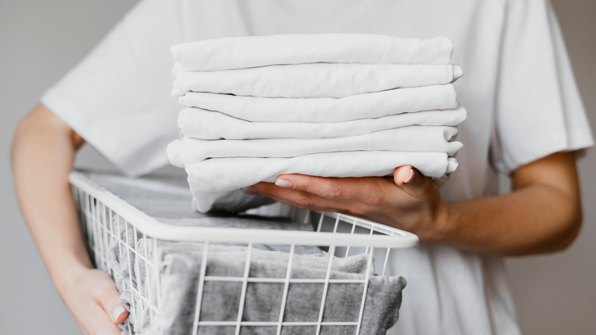 Ce réflexe avec votre linge pourrait rendre vos draps plus sales que ...