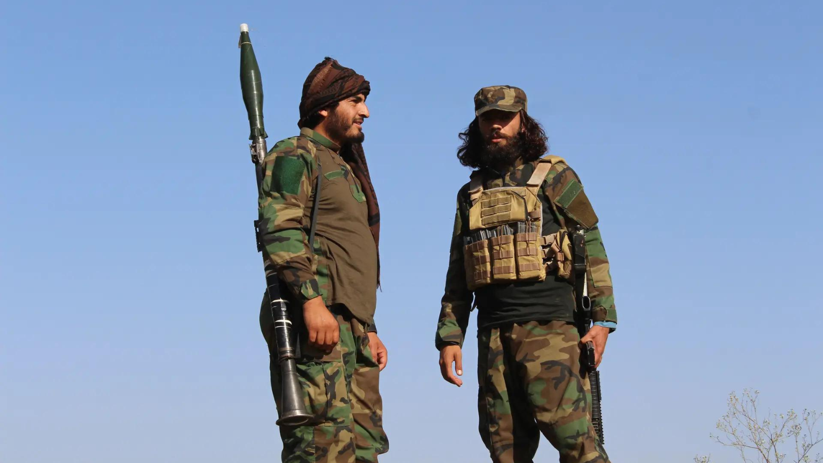 Tensions Escalate as Pakistan and Afghan Taliban Engage in Intense ...