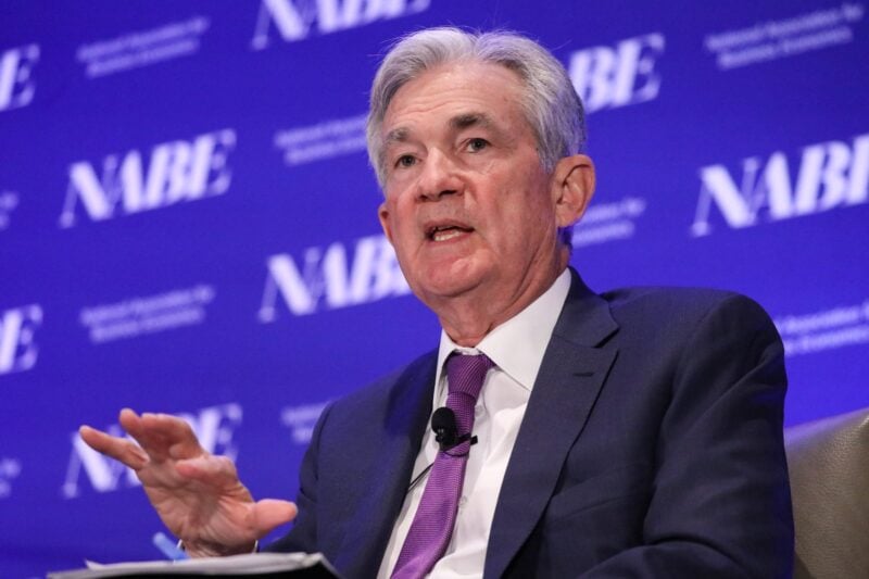 Fed-Chef Powell macht Hoffnung auf Zinssenkung – und prompt profitiert ...