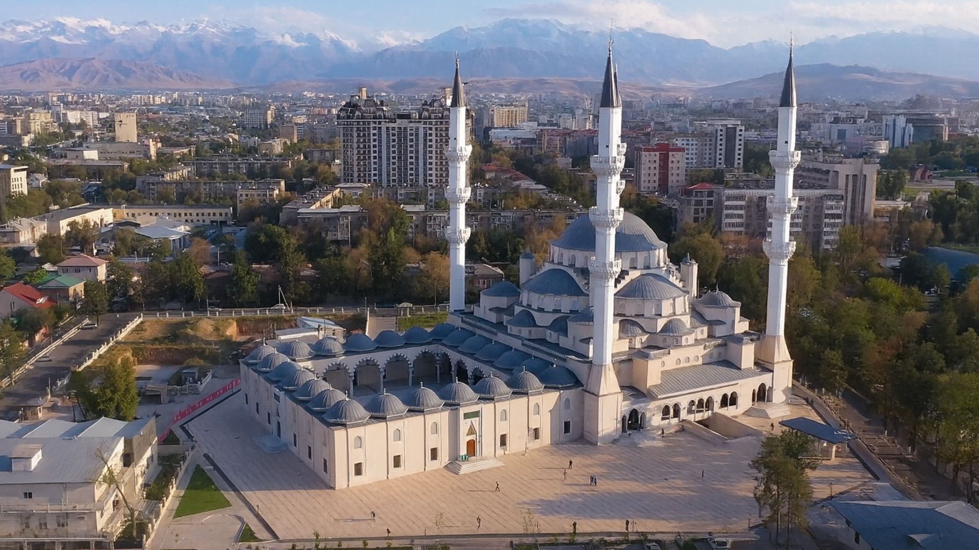Almaty – Mosque and City With Mountains in the Background in 4K
