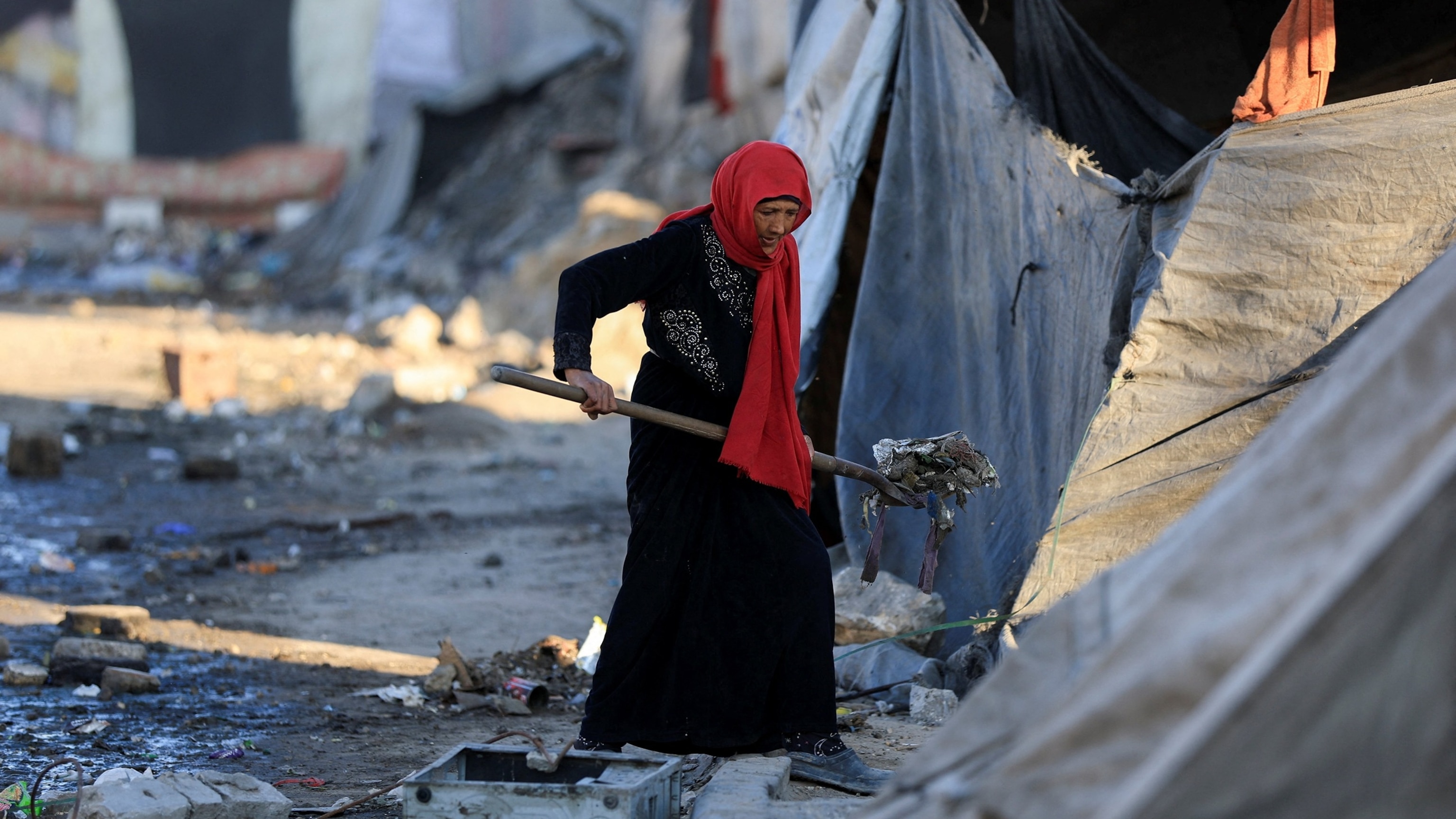 Humanitarian workers detail challenges getting aid into Gaza despite ...