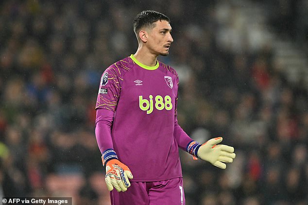 Premier League goalkeeper left stunned after being undone by halfway ...