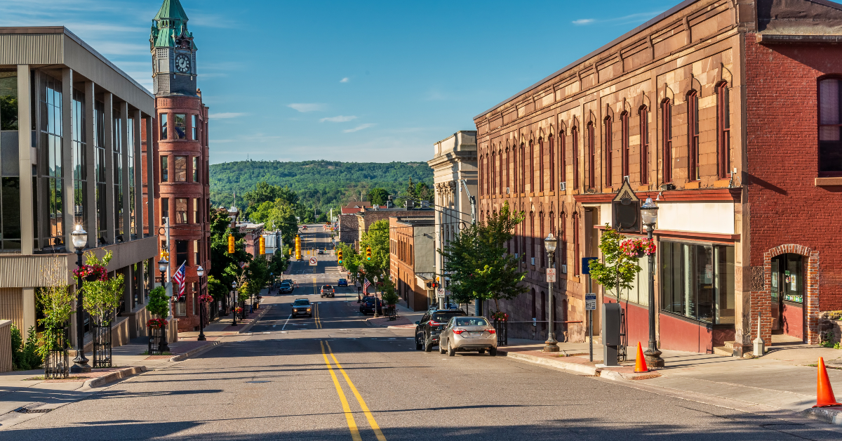 11 Charming Midwest Cities Retirees Can Live on a Monthly Budget of ...