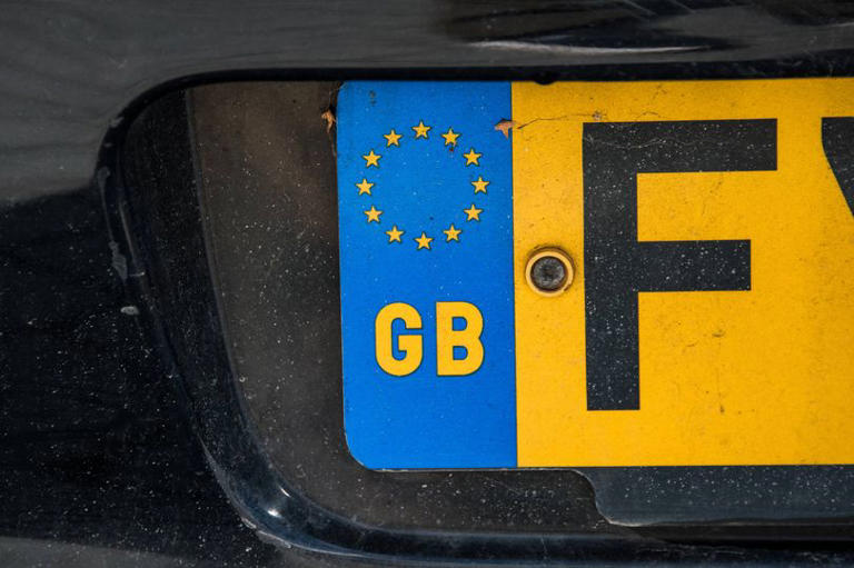 DVLA issues urgent alert to millions of drivers with personalised ...