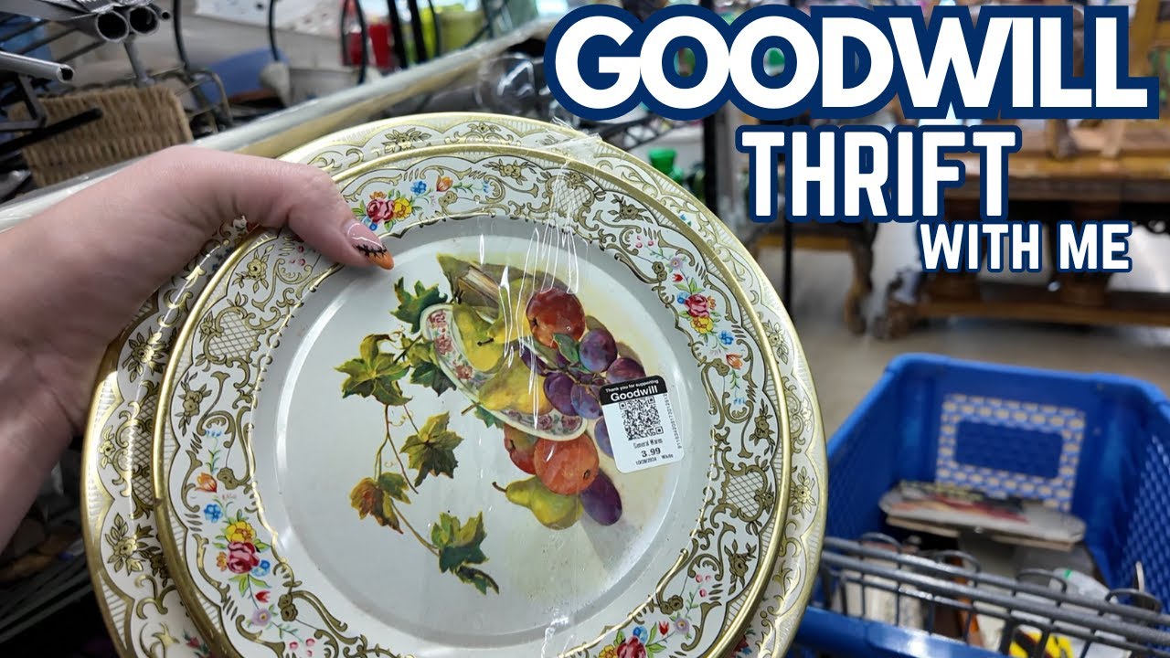 Thrift with Me at Goodwill | Crazy Lamp Lady