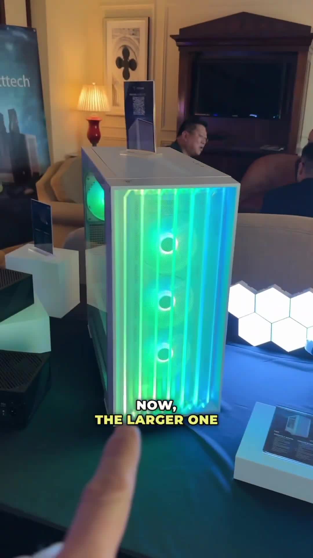 Finally white versions of YEYIAN PC cases!