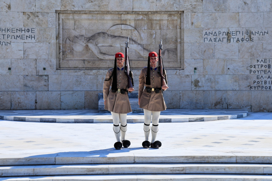 Μαρινάκης: Το Μνημείο του Άγνωστου Στρατιώτη θα είναι μόνο για την τιμή ...