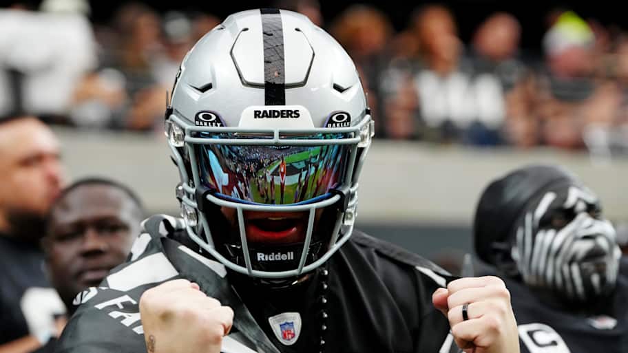 Grading the Raiders' Week 6 Win Over the Titans