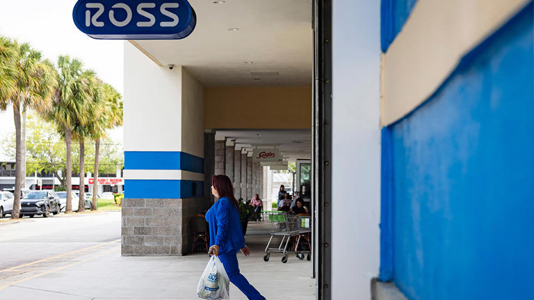 Ross Stores thrives with major expansion plans while retail giants ...