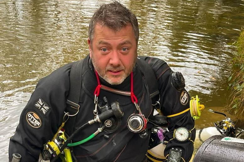 Dunipace daredevil Alan set to give talks on fundraising and cave ...