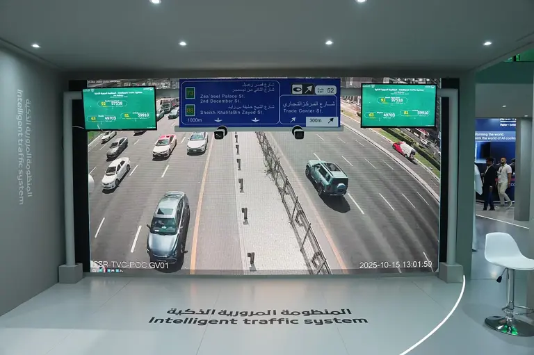 Dubai Police's new AI traffic system to detect seatbelt, mobile phone ...