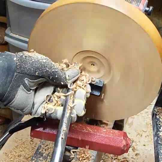 Woodturning - The Wormy Golden Beech Bowl