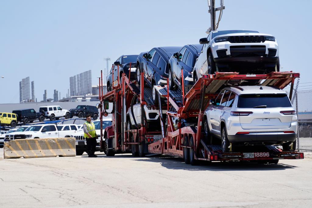 Stellantis says it will invest $13B to expand its U.S. operations ...