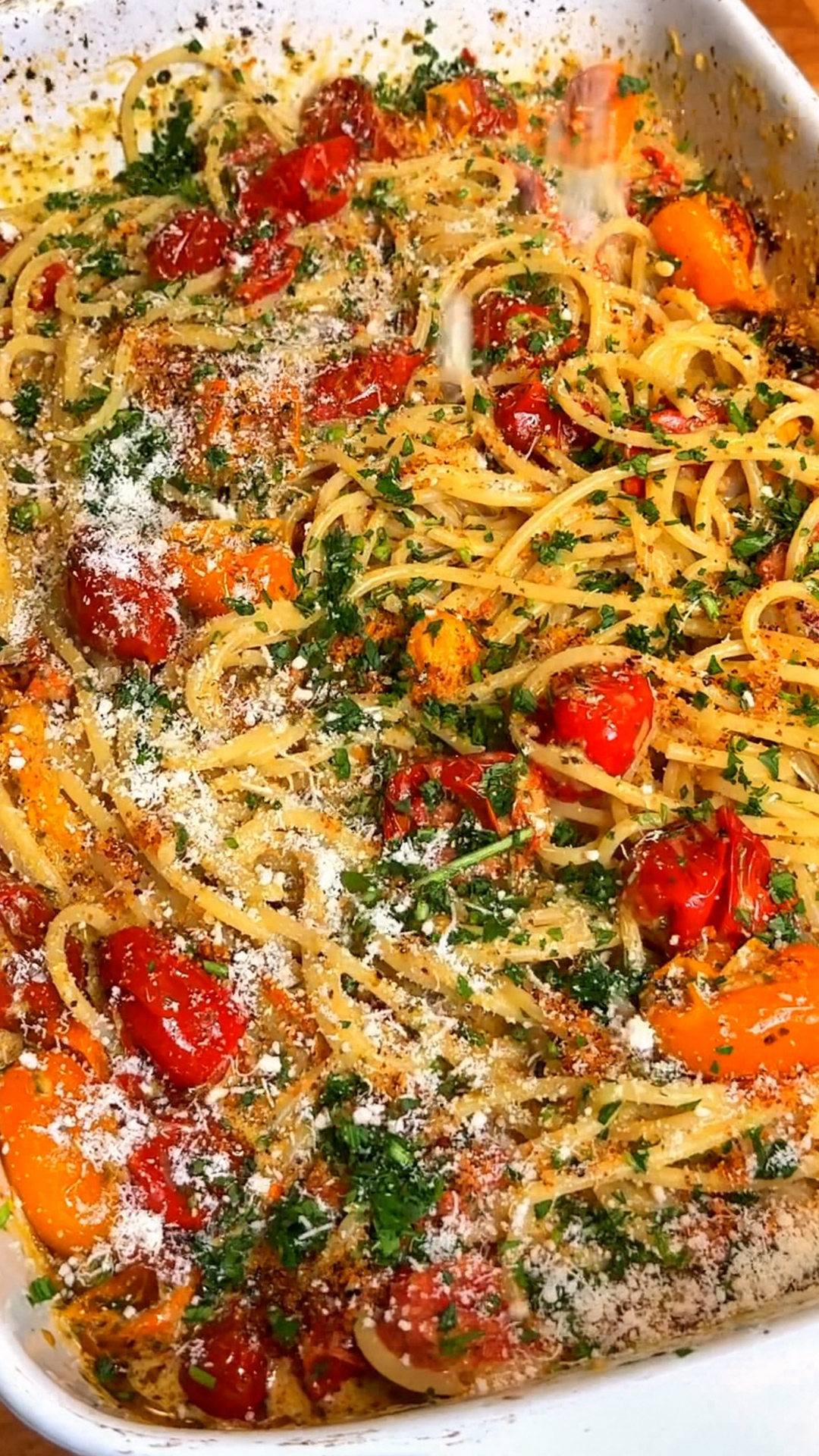 How to Make Vegan Pesto Pasta With Roasted Tomatoes