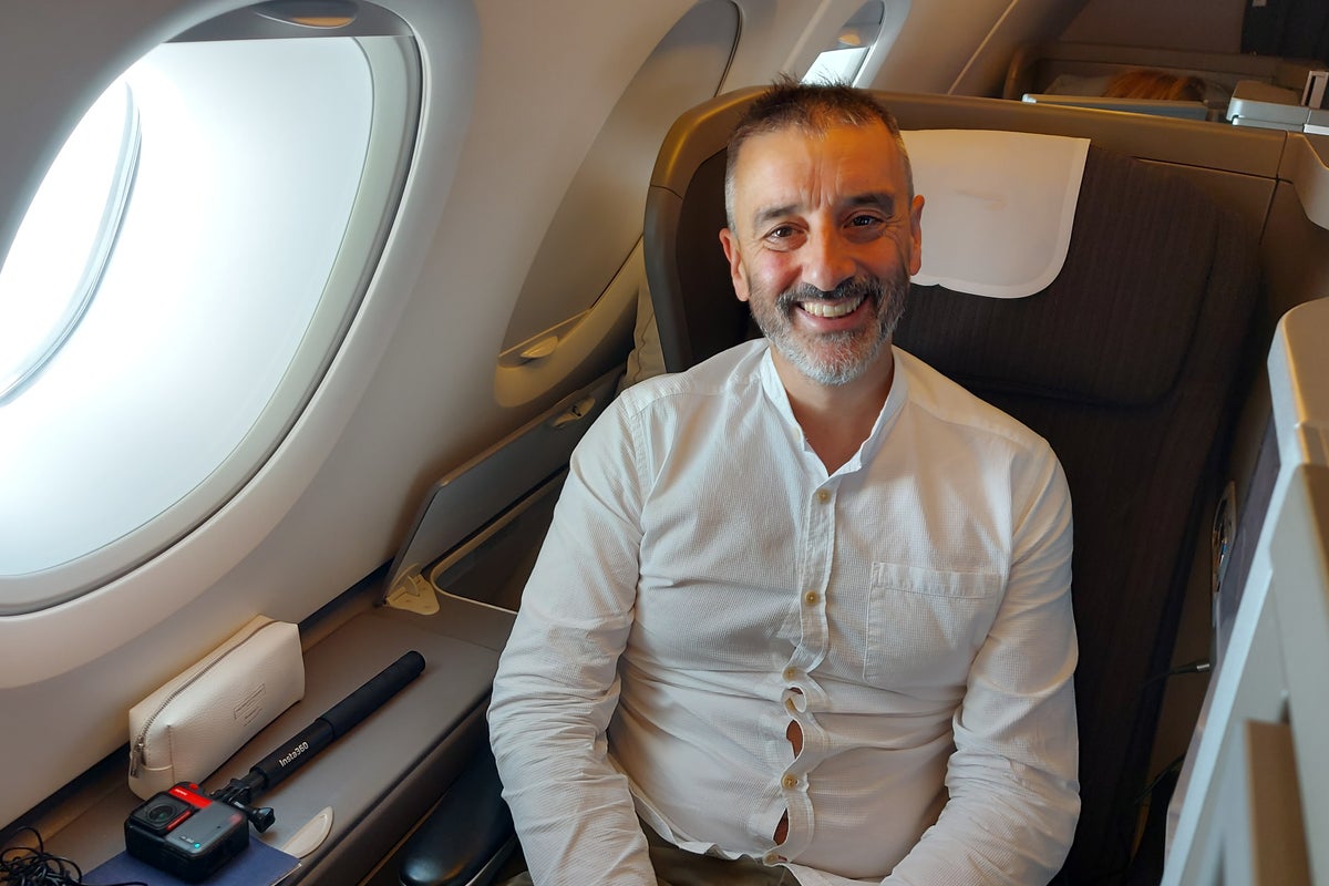 Is this the quirkiest plane cabin? What it’s really like to fly ...