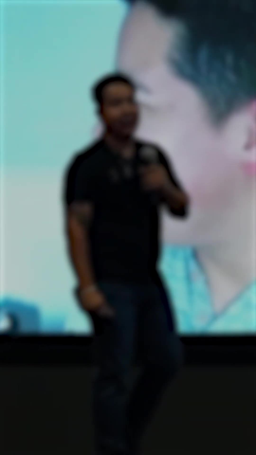 Akim da una Conferencia de Como los Videojuegos Cambiaron su Vida en la ...