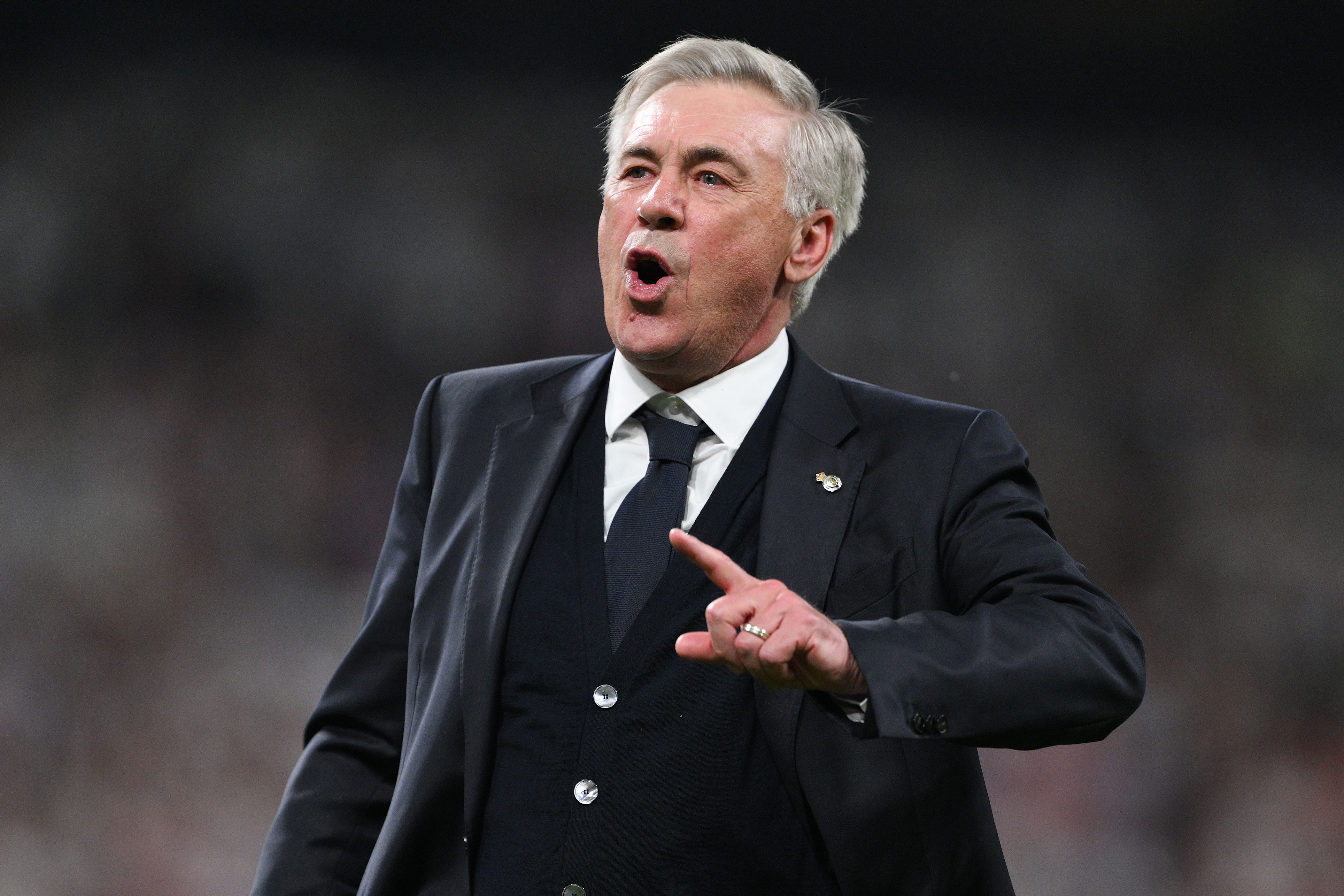 Bayern Munich Alumni: Carlo Ancelotti recalls difficult circumstances ...