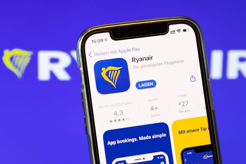 Ryanair to scrap paper boarding passes from November - 3 key questions ...
