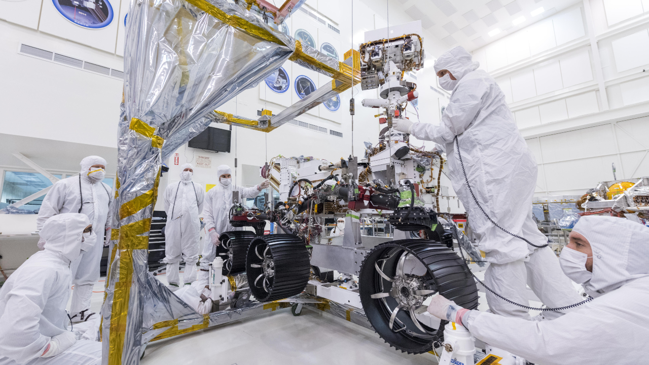 NASA Axes 550 Workers as Mars Missions Hang in Balance – Biggest Shake ...