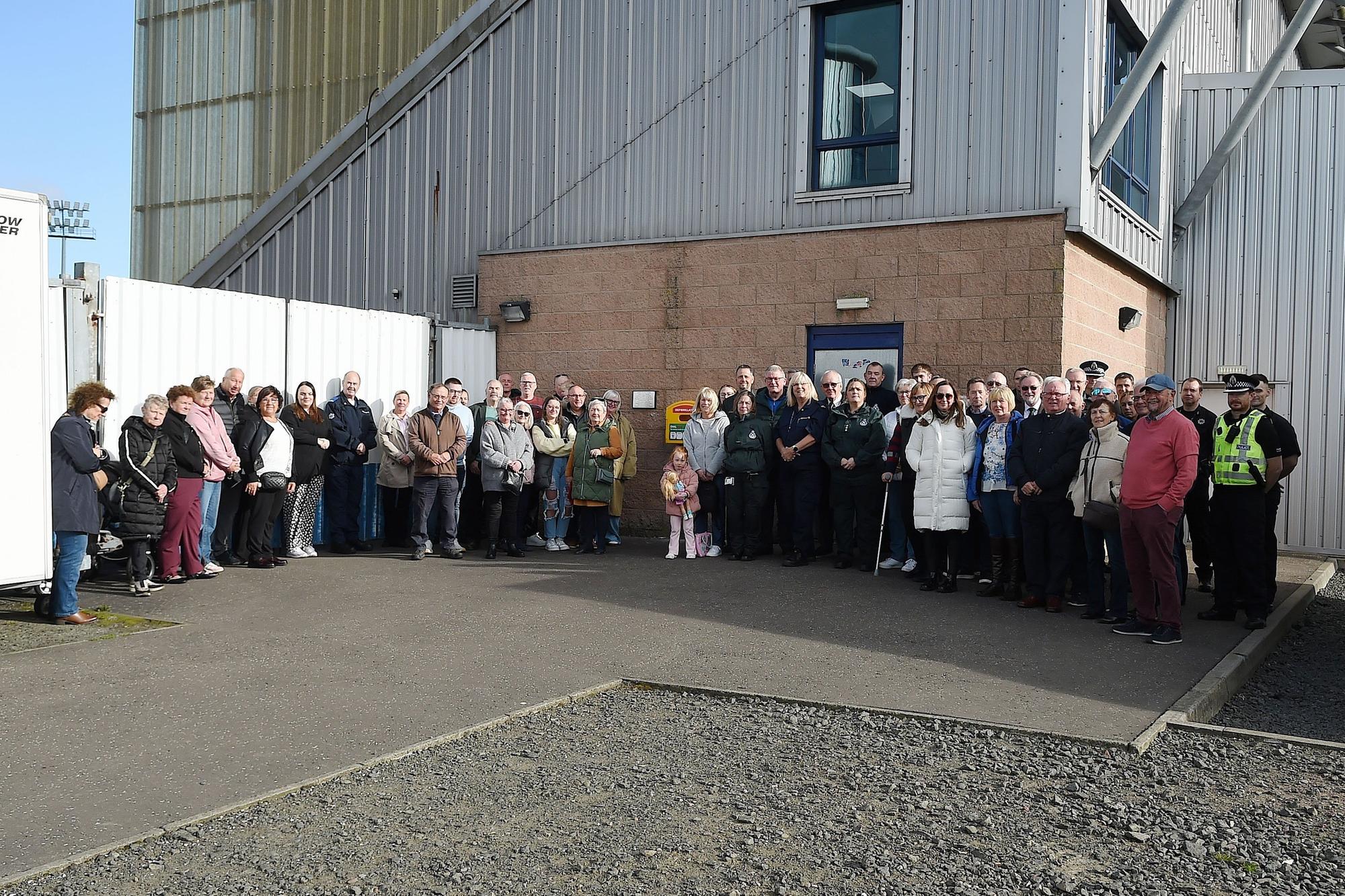 In pictures: Life-saving tribute to paramedic Rod Moore unveiled at ...