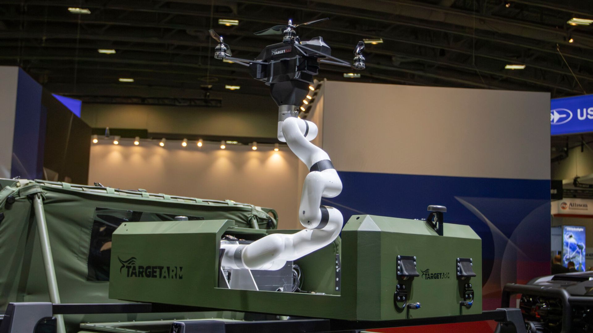 Disabled US veteran builds drone-catching robot arm for vehicles and ...