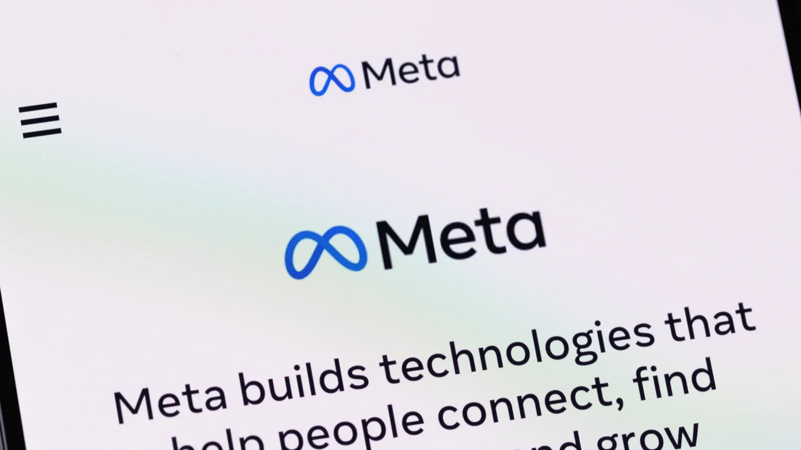 Meta offers beginner jobs paying nearly $300K and people are stunned