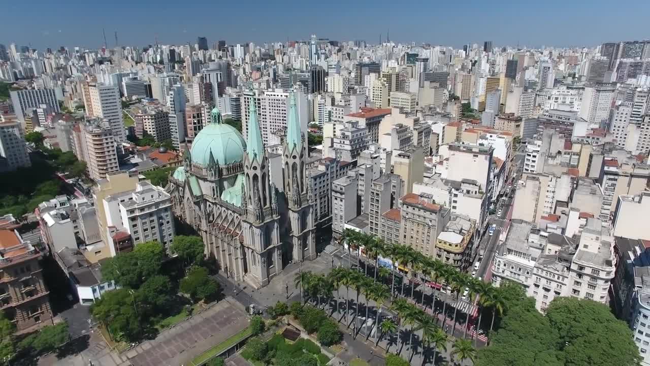 Drone Tour of São Paulo: South America's Largest Metropolis