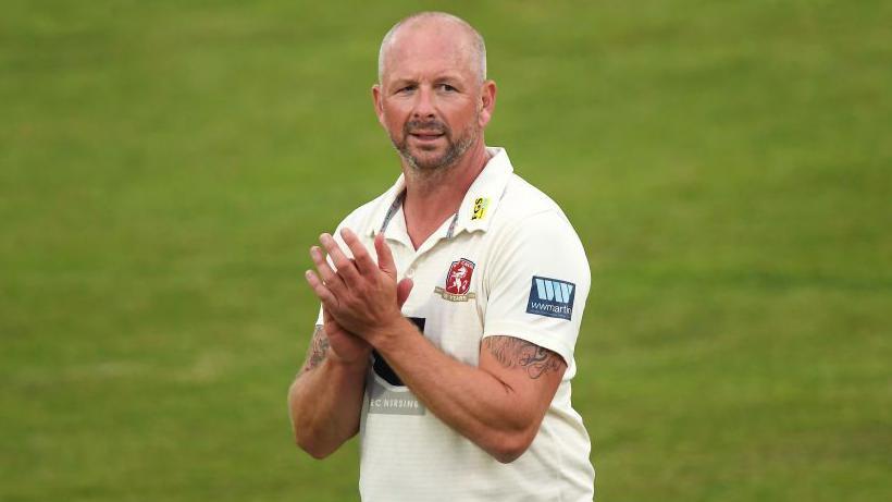 Kent legend Stevens returns in coaching shake-up