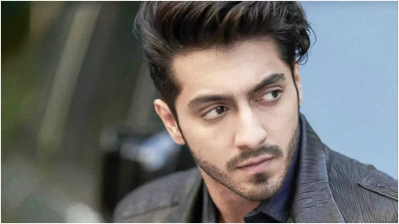 Ahaan Panday shares NEW rugged look, prepares for Ali Abbas Zafar’s ...
