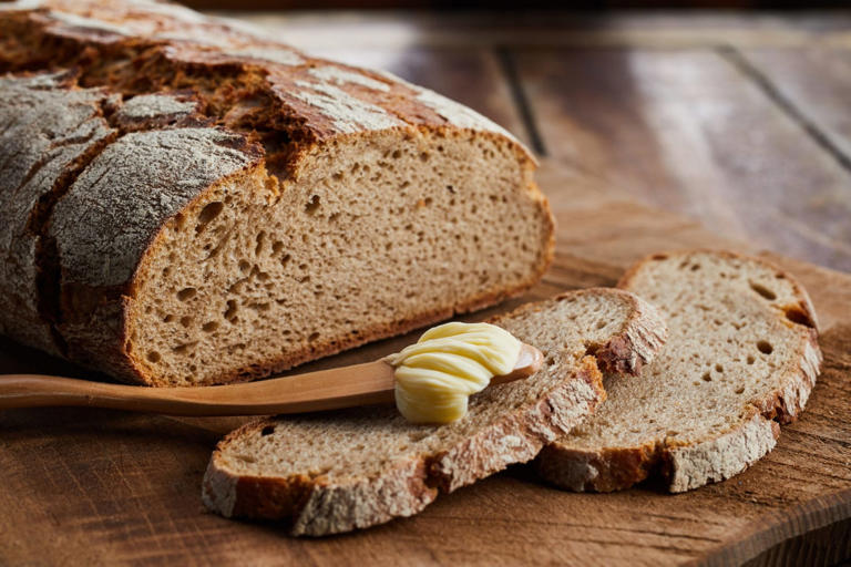 Kiwi, prunes, and rye bread among new remedies for constipation