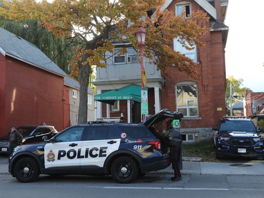Shooting victim found in Centretown rooming house has died