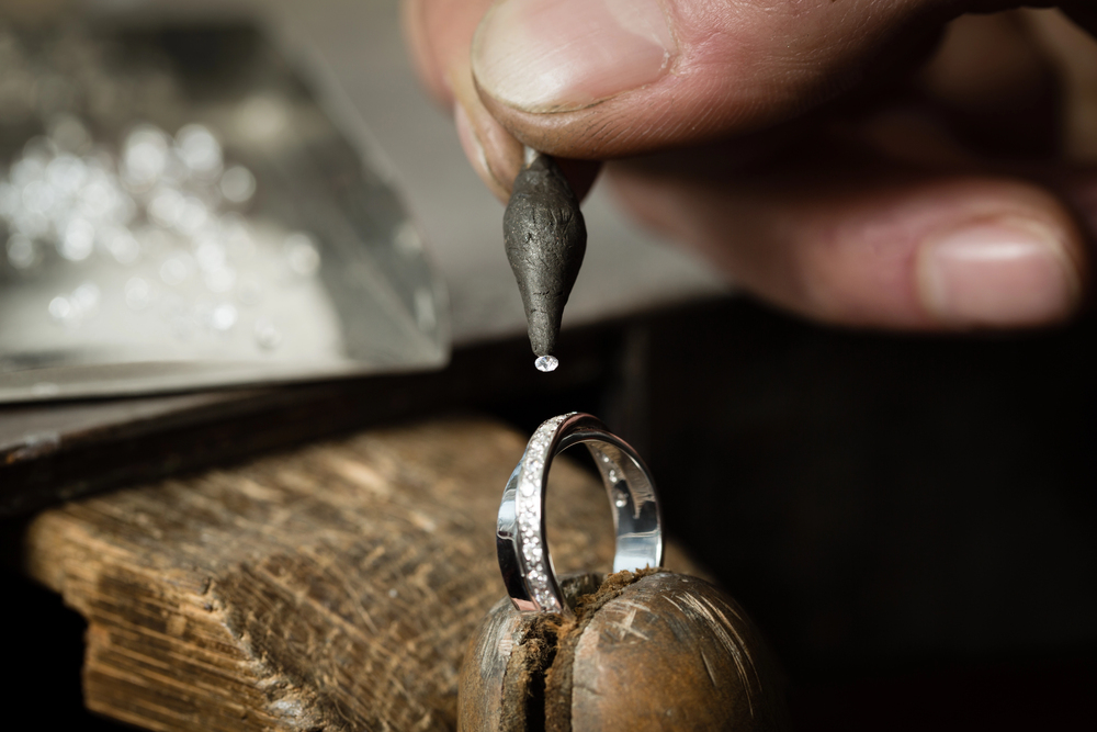 How to Repair Jewelry so it Stays Wearable