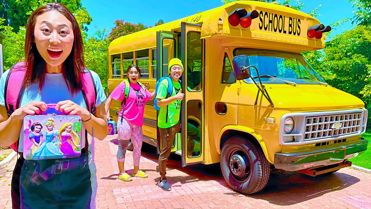 Join my team on a wild field trip! 🎉